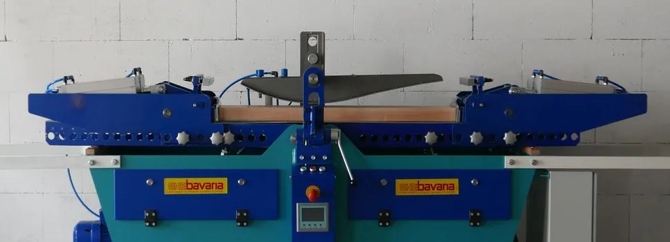 How To Bend Wood (4 Methods With Step By Step Guide)